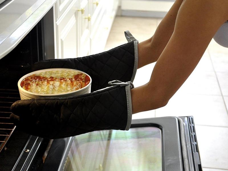 Keep your hands and wrists safe with the best oven mitts – Bill Voth